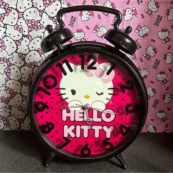 Hello Kitty | Wall Decor | Hello Kitty Clock | Poshmark